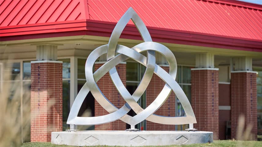 Choctaw Nation Unveils 'Eternal Heart' Sculpture